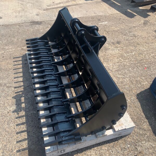 Biddy Hardox tip Rakes/Riddle bucket – Biddy Agricultural Attachments ...